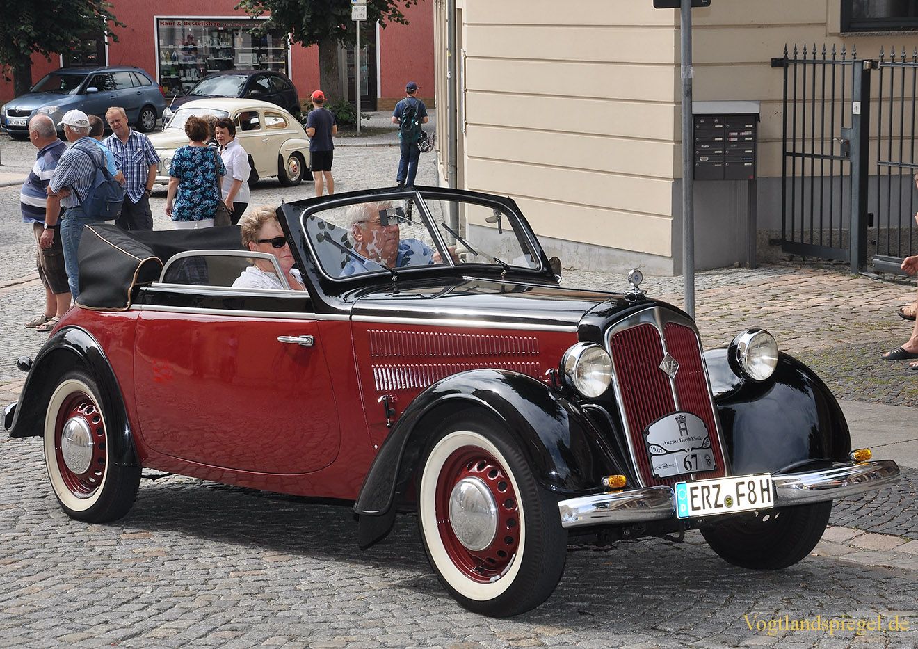 Horch Klassik macht auch Station in Greiz – Vogtlandspiegel