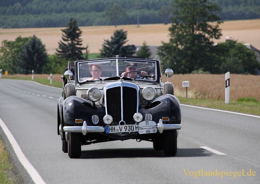 Horch Klassik rollt durchs Vogtland – Vogtlandspiegel
